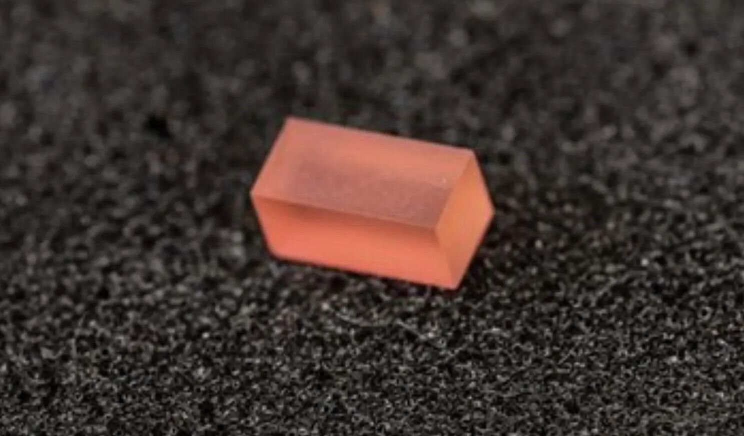 За първи път е задействана магнитна лавина с помощта на квантови ефекти ...